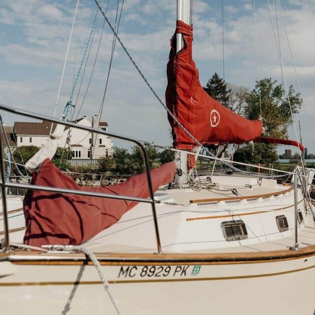 Detroit: Sailing Tour on the Detroit River - An In-Depth Look at the Detroit River Sailing Tour