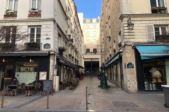 Devour Paris Chocolate & Pastry Tasting Guided Tour - Savor Six Delectable Food Tastings