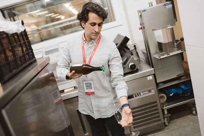 Devour San Sebastian: Authentic Basque Old Town Cooking Class - Exploring San Sebastians Old Town