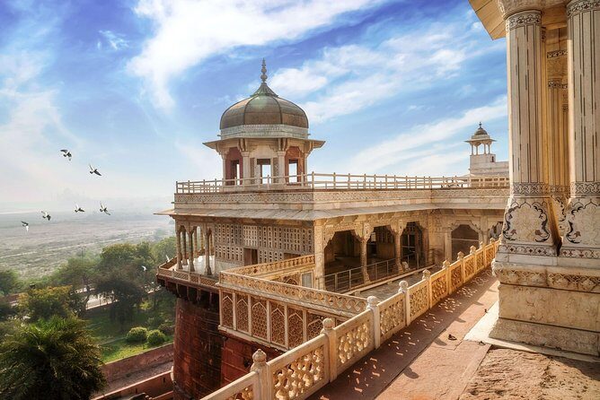 Dezelfde dag Taj Mahal en Agra tour vanuit New Delhi met de auto - A Deep Dive into the Experience