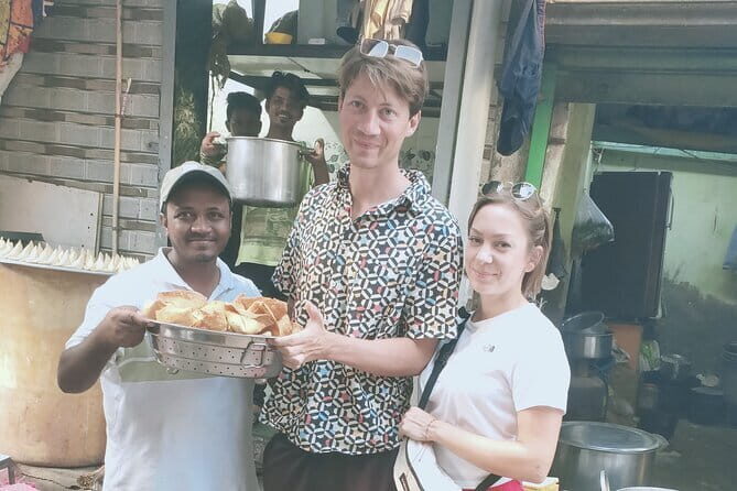 Dharavi Slum Tour  The Heartbeat of Mumbai - Key Points