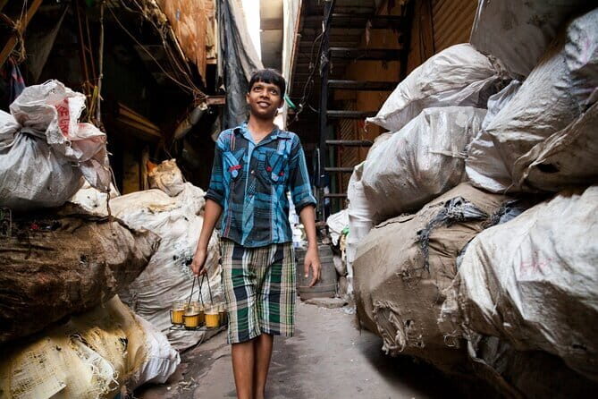 Dharavi Slum Tour with Home Visit Group Cruise Excursion - Guides and Customer Feedback