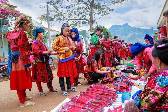 Dien Bien Phu Package Tour 5 Days 4 Nights By Jeep Car - Day 1: Discovering Dien Bien Phu and Muong Phang
