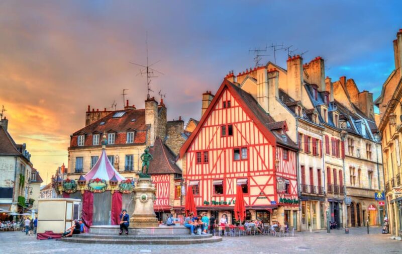 Dijon: Capture the most Photogenic Spots with a Local - Practical Tips for a Great Experience