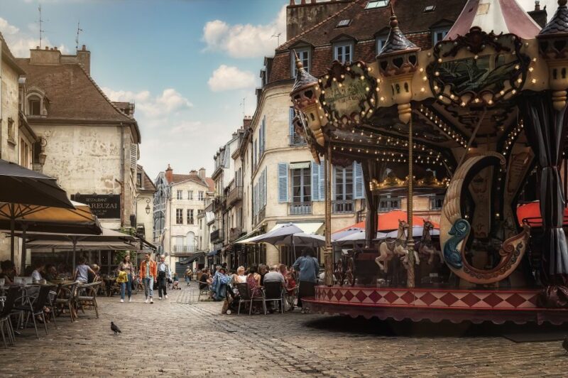 Dijon: Historic Guided Walking Tour - Authenticity and Guides: What Makes This Tour Stand Out