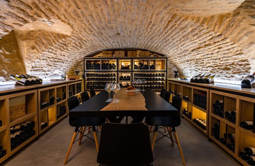 Dijon: La Cave du Palais Burgundy Wine Tasting Experience - An In-Depth Look at the Burgundy Wine Tasting Experience