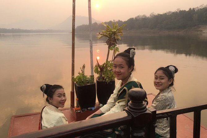 Dine and Cruise on Mekong River - Who Should Consider This Tour?
