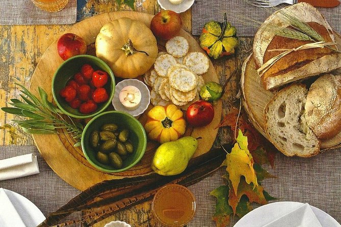 Dine With a Bordeaux Local in a Chartrons / Jardin Public Home - What This Experience Is Really About