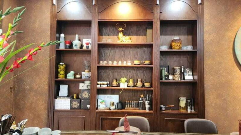 Dine with local - Authentic Hands-on Culinary Cooking Class - Who Should Consider This Tour?