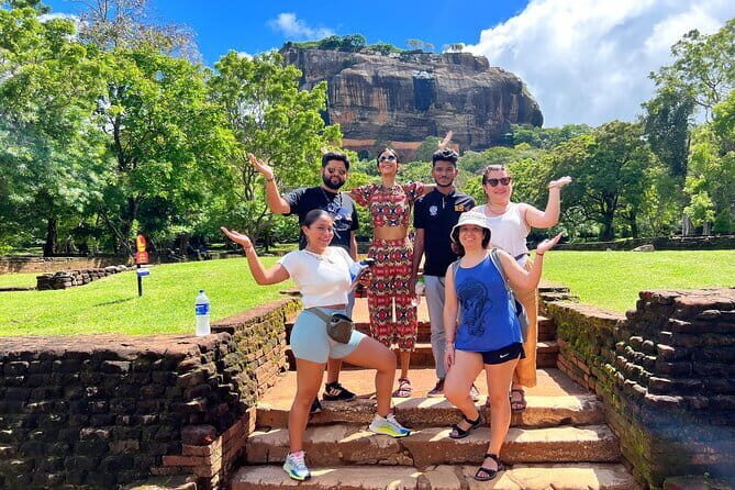 Dine With Local Family in Sri Lanka - Frequently Asked Questions