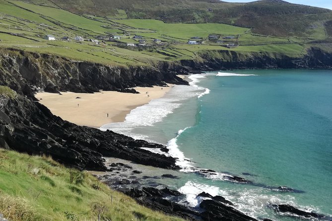 Dingle Town & Peninsula Private Chauffeur Driven Day Tour From Killarney Luxury - Experience the Breathtaking Dingle Peninsula