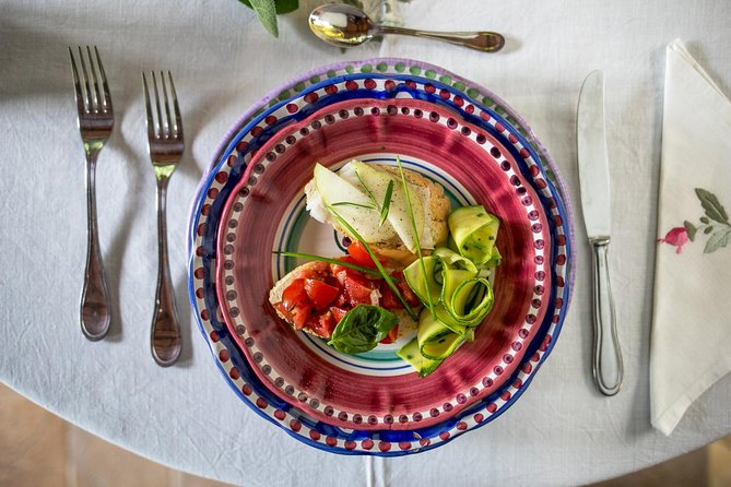 Dining & Cooking Demo at Locals Home in Montepulciano - Local Ingredients and Traditions