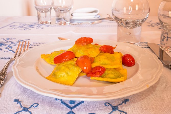 Dining experience and Show Cooking at a Local's home in Rimini - An In-Depth Look at the Experience