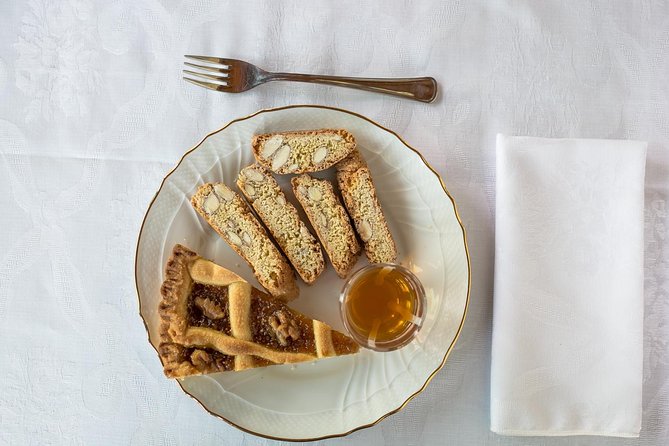 Dining experience at a local's home in Arezzo with show cooking - The Setting and Overall Atmosphere