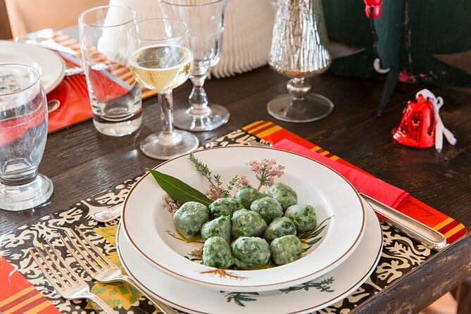 Dining experience at a local's home in Pontassieve with cooking demo - Who Will Love This Tour?