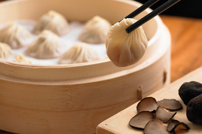Dinner at Din Tai Fung with Luxury Chinese Massage Treatment - What Makes This Tour Special?