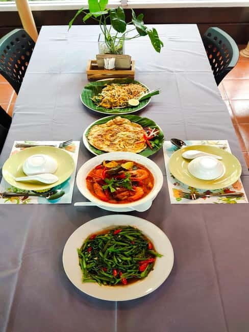 Dinner from cooking class & enjoy local night market - What Travelers Say