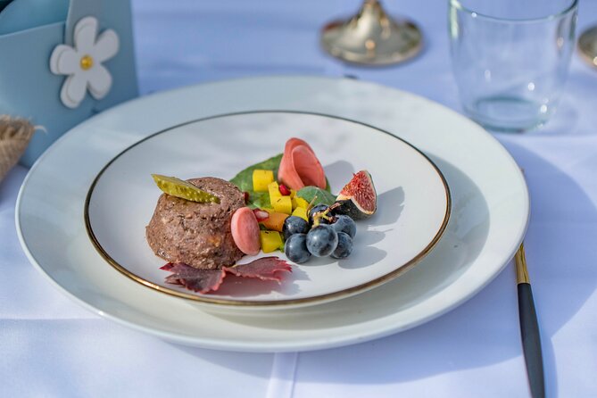 Dinner in the Vineyard French Riviera - Accessibility and Accommodations