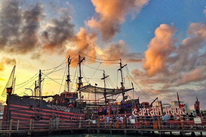 Dinner & Live Pirate Fight from Cancun - FAQ