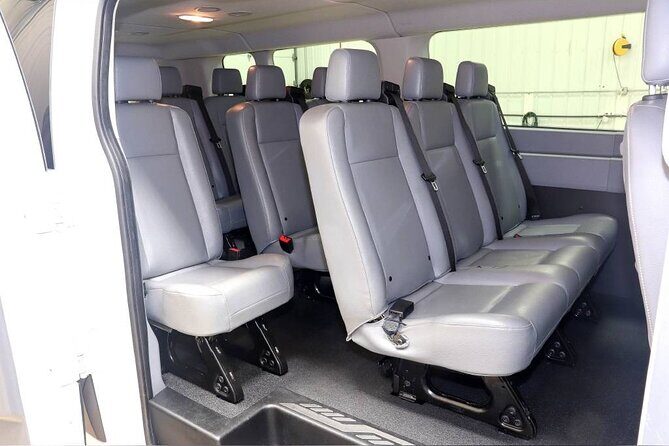 Direct Private Airport Transfer four or more Persons (one way) - An Honest Review of the Nassau Private Transfer Experience