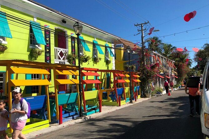 Direct Private Airport Transfer four or more Persons (one way) - The Sum Up