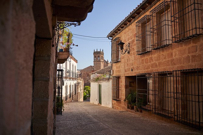 Discover 3 Artworks in Baños De La Encina - Artworks to Discover