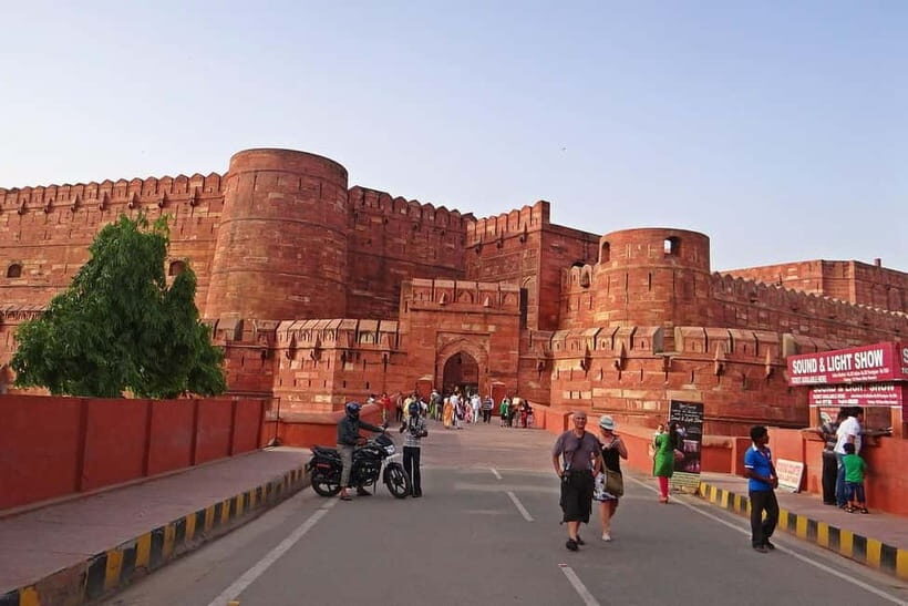 Discover Agra Private Full-Day Guided City Tour - Who Should Consider This Tour?