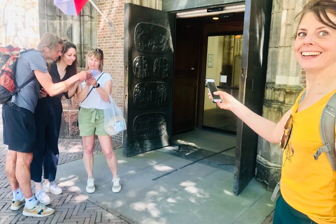 Discover Amsterdams City Center in This Outside Escape Game Tour - Hassle-Free Booking and Flexibility