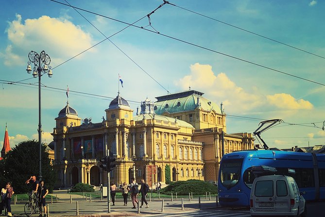 Discover and fall in love with Zagreb - private walking tour - Logistics and Practicalities