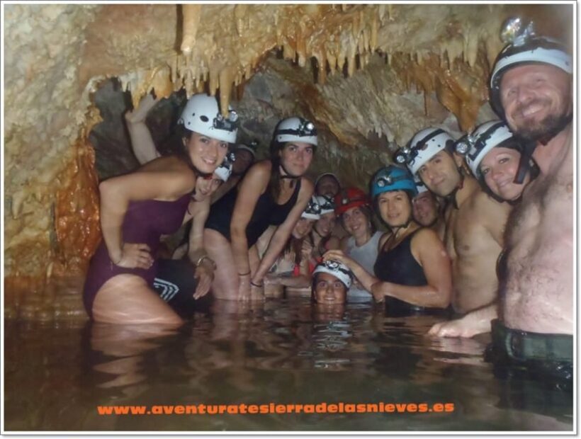 Discover and get started in caving in Málaga - FAQ
