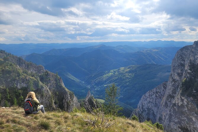 Discover Apuseni Mountains - Scarita Summit,Sipote Waterfall and Dumesti Village - Scarita Summit - Conquering the Peak