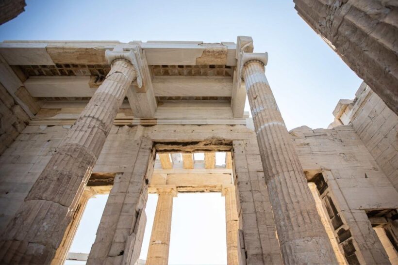 Discover Athens: Acropolis Entry Ticket & Cape Sounion Tour - Exploring the Acropolis