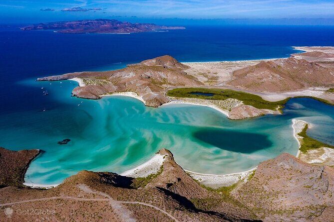 Discover Baja's Heart by Exploring La Paz Beaches and Culture - Key Points