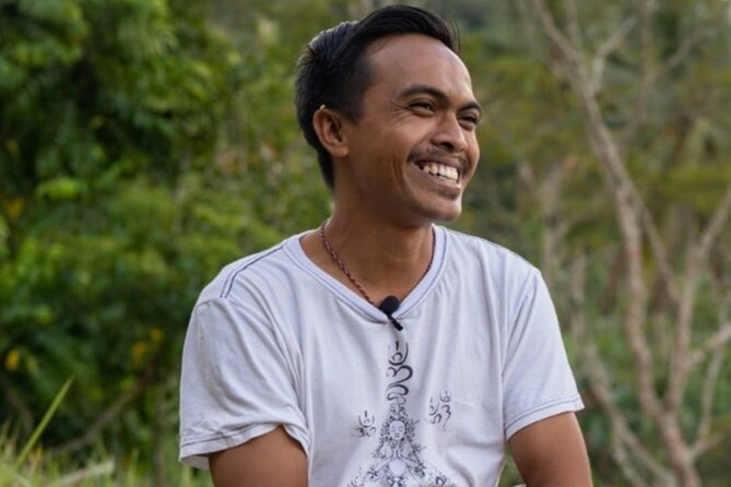 Discover Balinese fortune telling with convenient on-call service - Whats Included and Whats Not