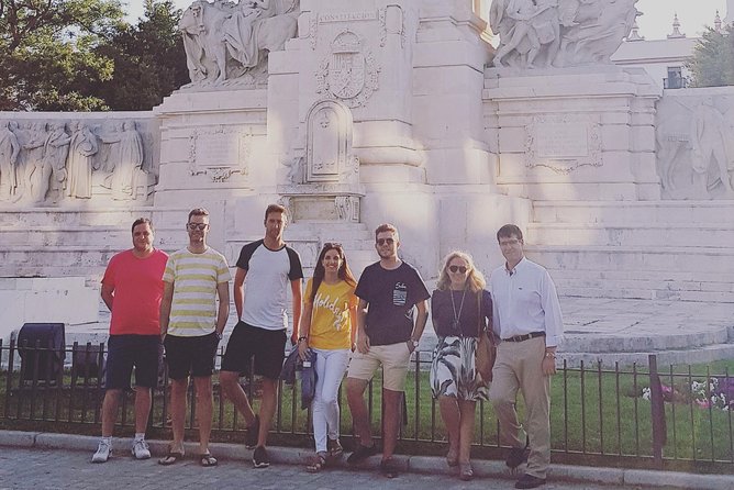 Discover Cádiz Walking Tour - Discovering the Monument to the Cortes of 1812