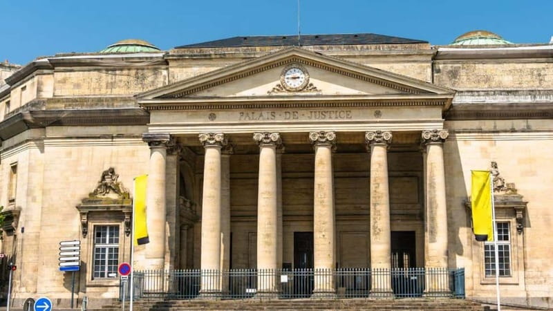 Discover Caen like never before: guided tours of history and secrets! - An engaging introduction to Caen’s landmarks