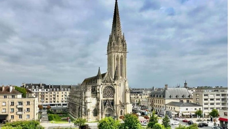 Discover Caen like never before: guided tours of history and secrets! - What to expect during the 2-hour tour
