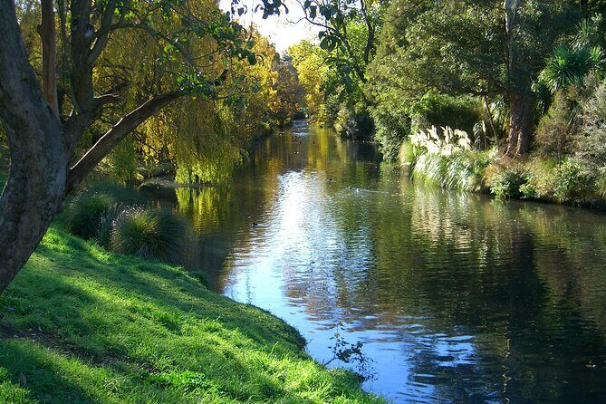 Discover Christchurch Sightseeing Tour - Key Points