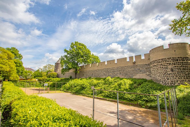 Discover Colognes most Photogenic Spots with a Local - How the Tour Shapes Up