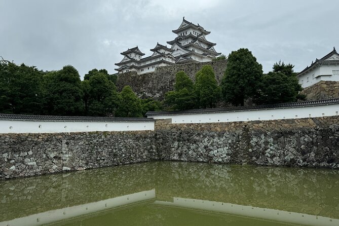 Discover Every Bit of Himeji Castle - World Heritage Near Osaka - Exploring the Fortress Grounds