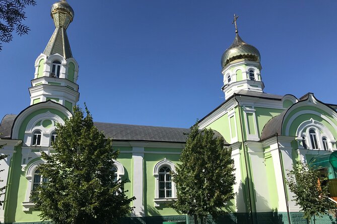 Discover Gagauzia and Manuc Bei Mansion - Gagauz Culture and Cuisine