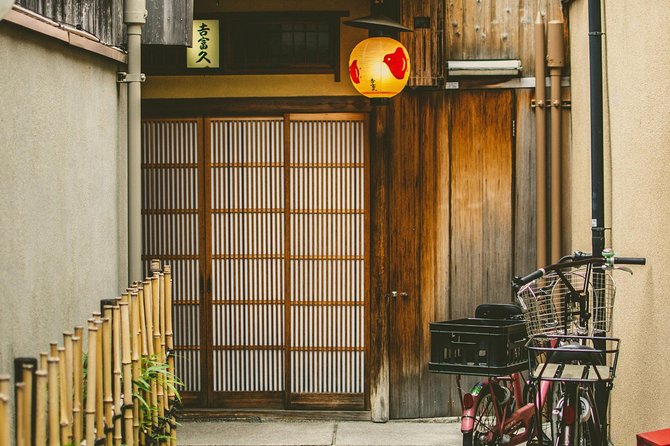 Discover Geisha Arts: Gion Cultural Walk & Geisha Show - Exploring the Secrets of Geisha Training