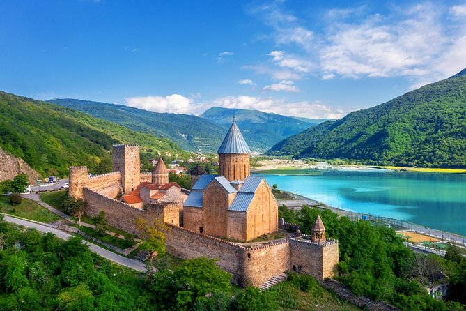 Discover Georgia: a 4-Day Private Tour From Tbilisi - Booking and Reviews