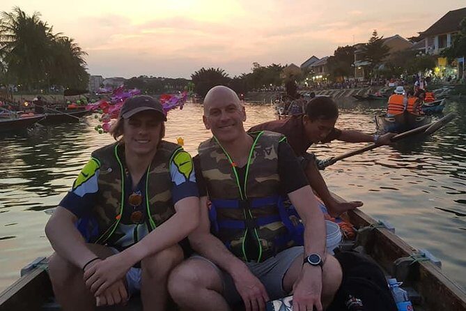 Discover Hoi An Walking Tour, Sampan Boat Ride, Night Market &Colourful Lanterns - Authentic Experiences and What Travelers Say
