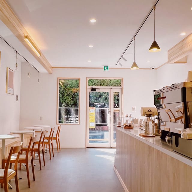 Discover Japanese Coffee Brewing Experience at Tokyo - Understanding Coffee Beans and Roasting