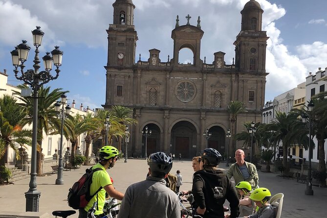 Discover Las Palmas City by Bike in 4 Hours - Meeting and Ending Points: Getting There