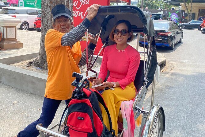 Discover Market By Cyclo Without Tour Guide By DGT - An Overview of the Cyclo Market Tour