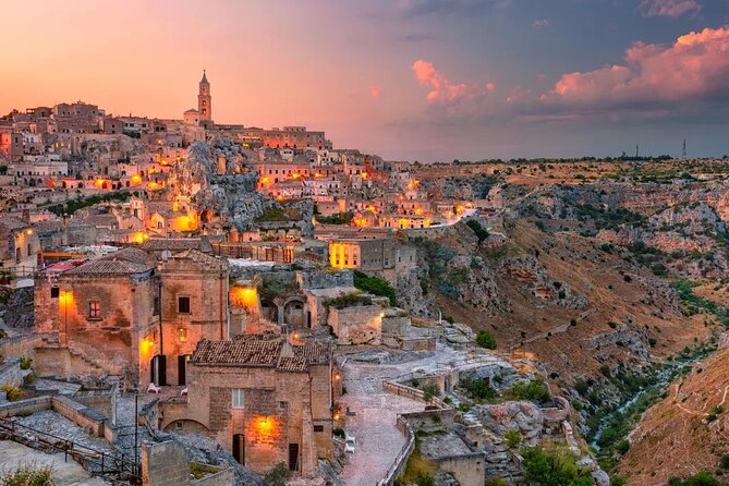 Discover Matera: Overnight Stay, Meal, and Sassi Tour - Itinerary Breakdown