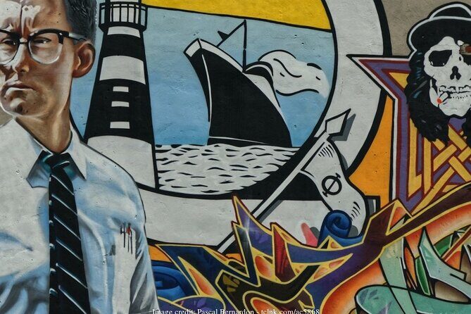 Discover Montreal's Street Art: Private 2-hour Walking Tour - Practical Tips for Attending