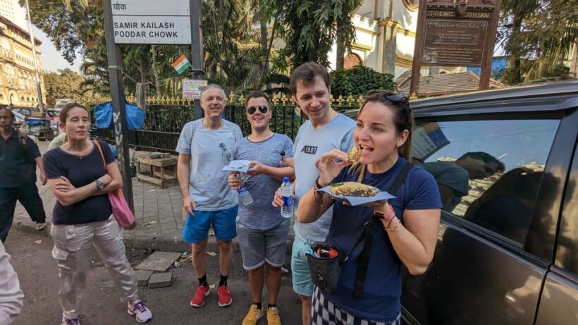 Discover Mumbai's street & beach with Vegetarian food tour - Practical Details and Tips